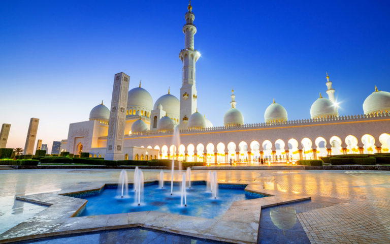7 Unique Sheikh Zayed Mosque Facts You Should Know - MyBayut