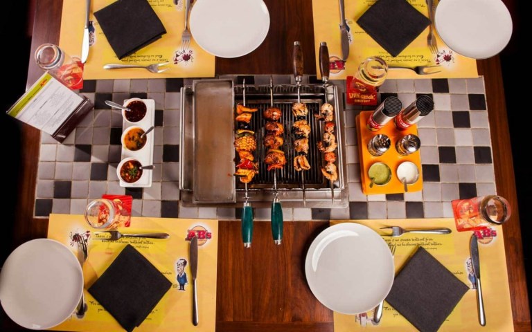 Best Cafes & Restaurants on Sheikh Zayed Road- MyBayut