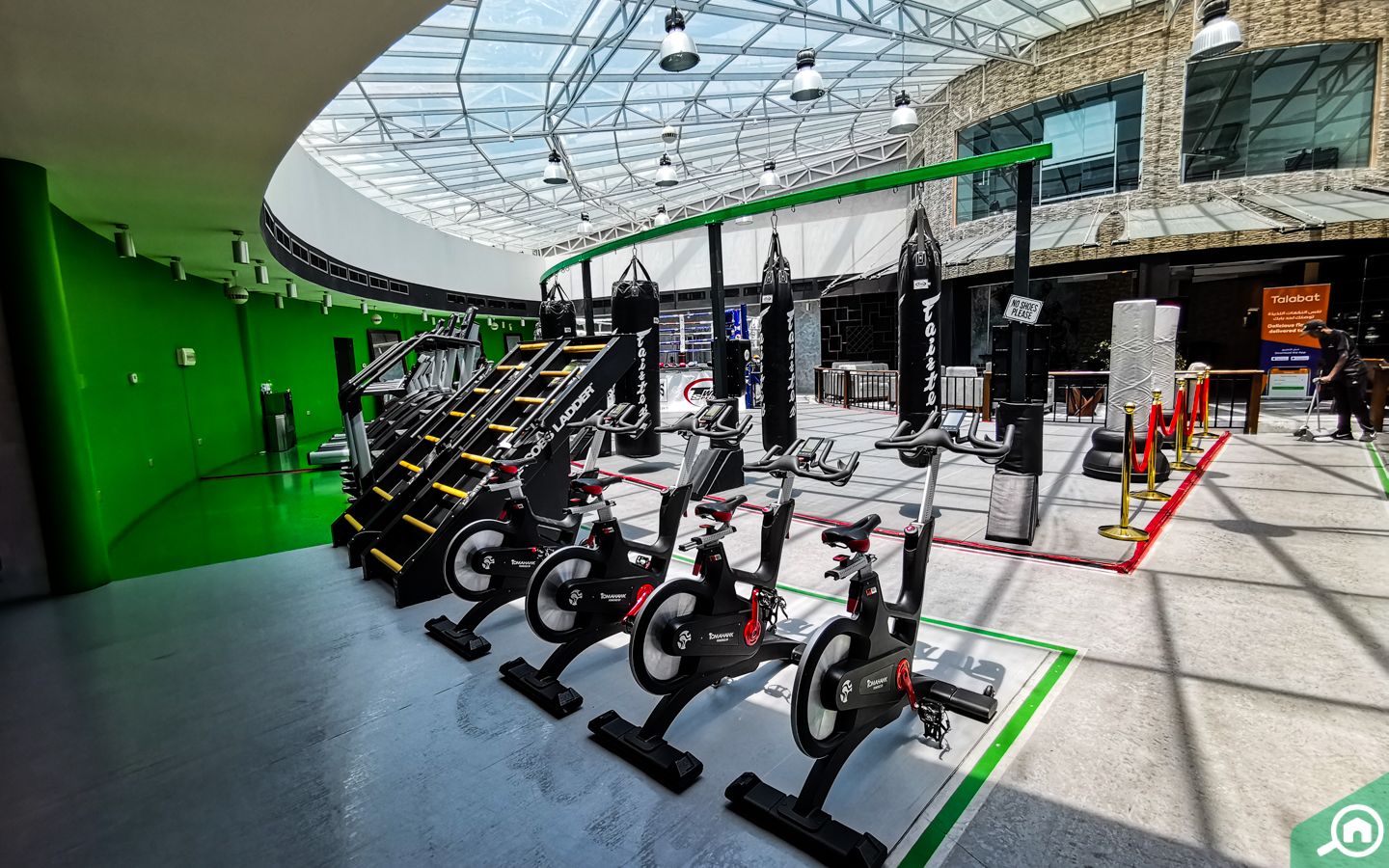 Indoor Sports Venues in Abu Dhabi: Punch, Bowling City & More - MyBayut