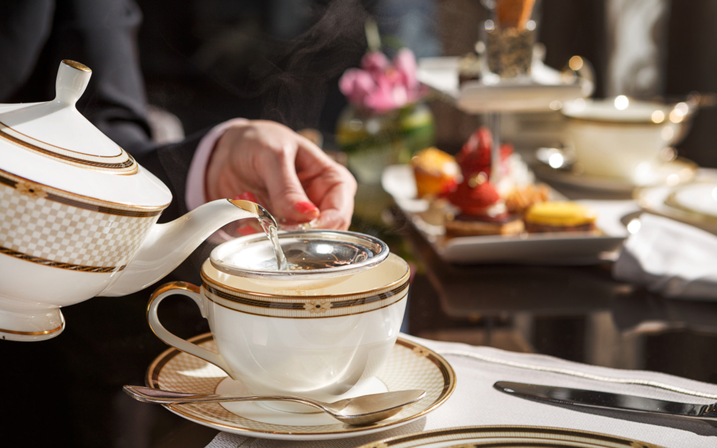 Best Places for Afternoon Tea in Abu Dhabi - MyBayut