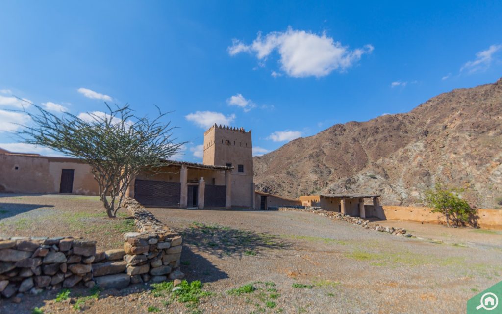 Al Hayl Castle: One of the Best Historical Places in Fujairah – MyBayut