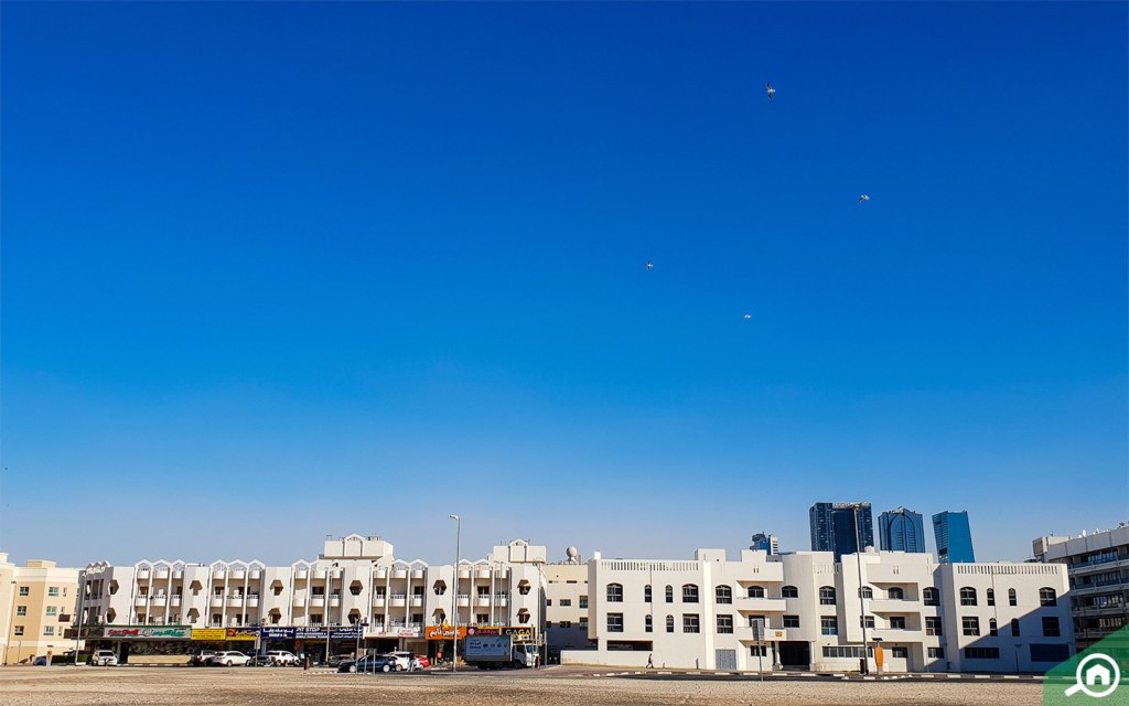 Living in Al Satwa: The Advantages and Disadvantages - MyBayut