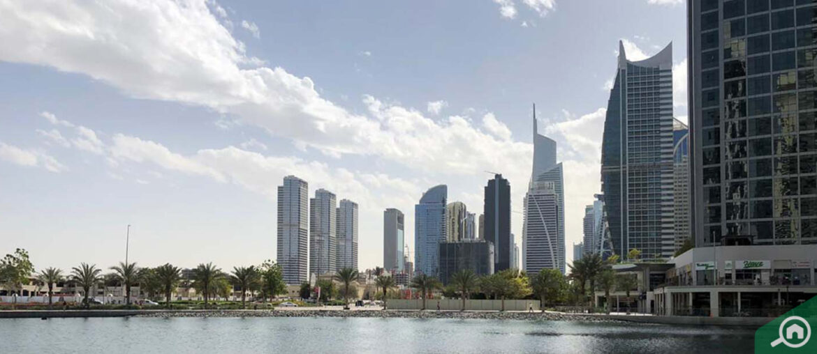 Pros & Cons of Living in JLT (Jumeirah Lake Towers) - MyBayut