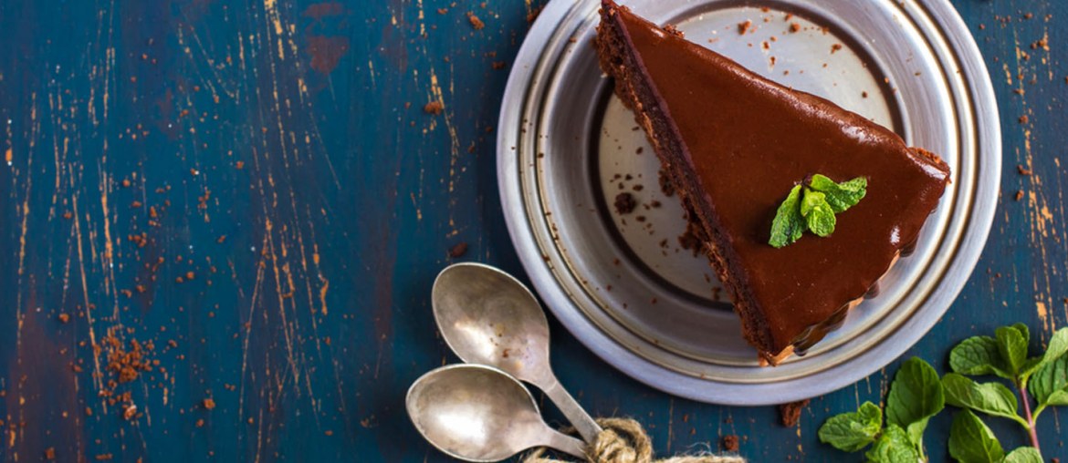 Best Cake Shops in Abu Dhabi: Magnolia Bakery, Bloomsbury's, Le Pont ...