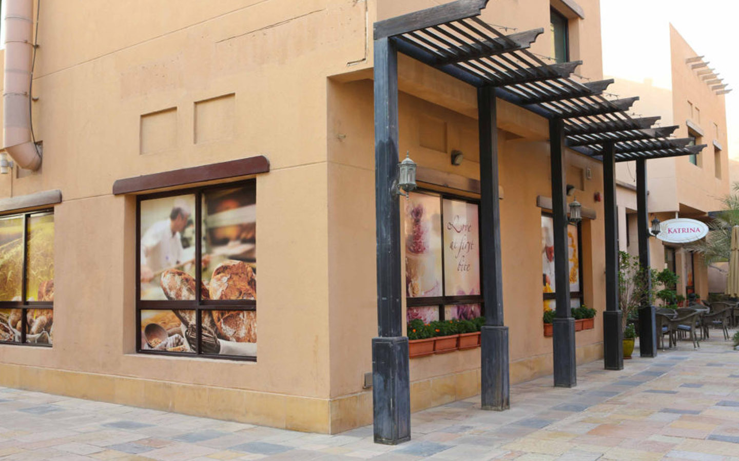 أفضل محلات الكيك في دبي - شوجا هوليك، شوجر مو، هوم بيكري والمزيد | ماي بيوت