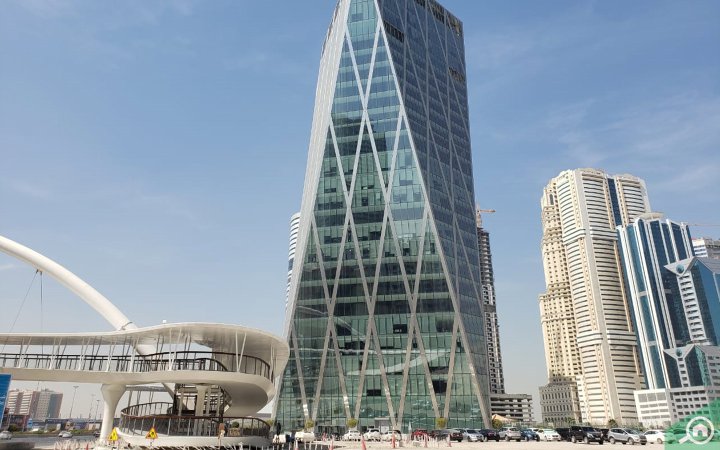 Top Areas With Offices for Rent in Sharjah: Al Majaz & More - MyBayut