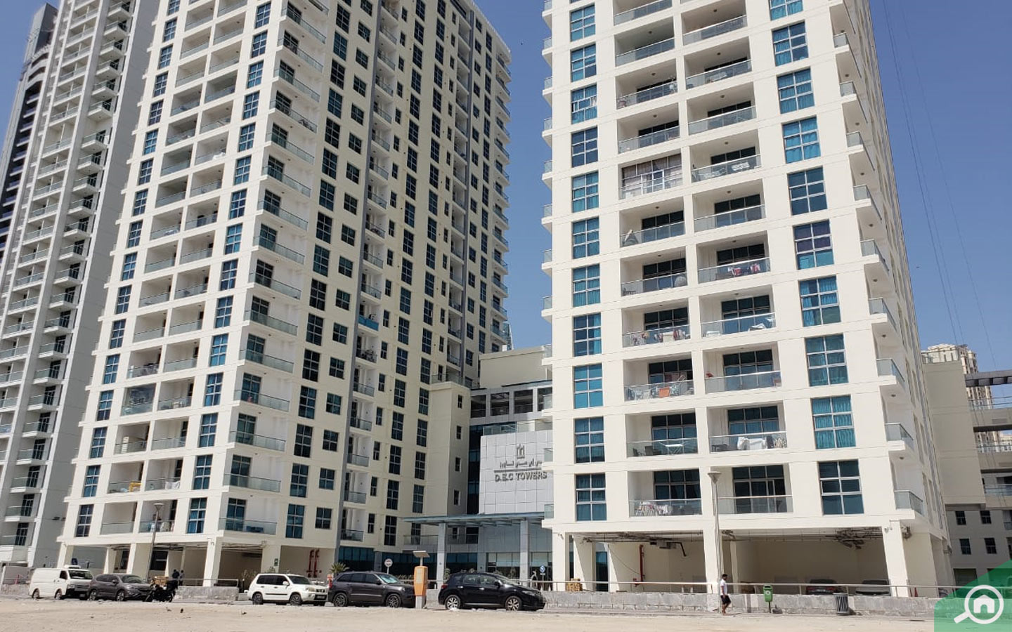 Best Buildings to Rent Studios in Dubai Marina - MyBayut