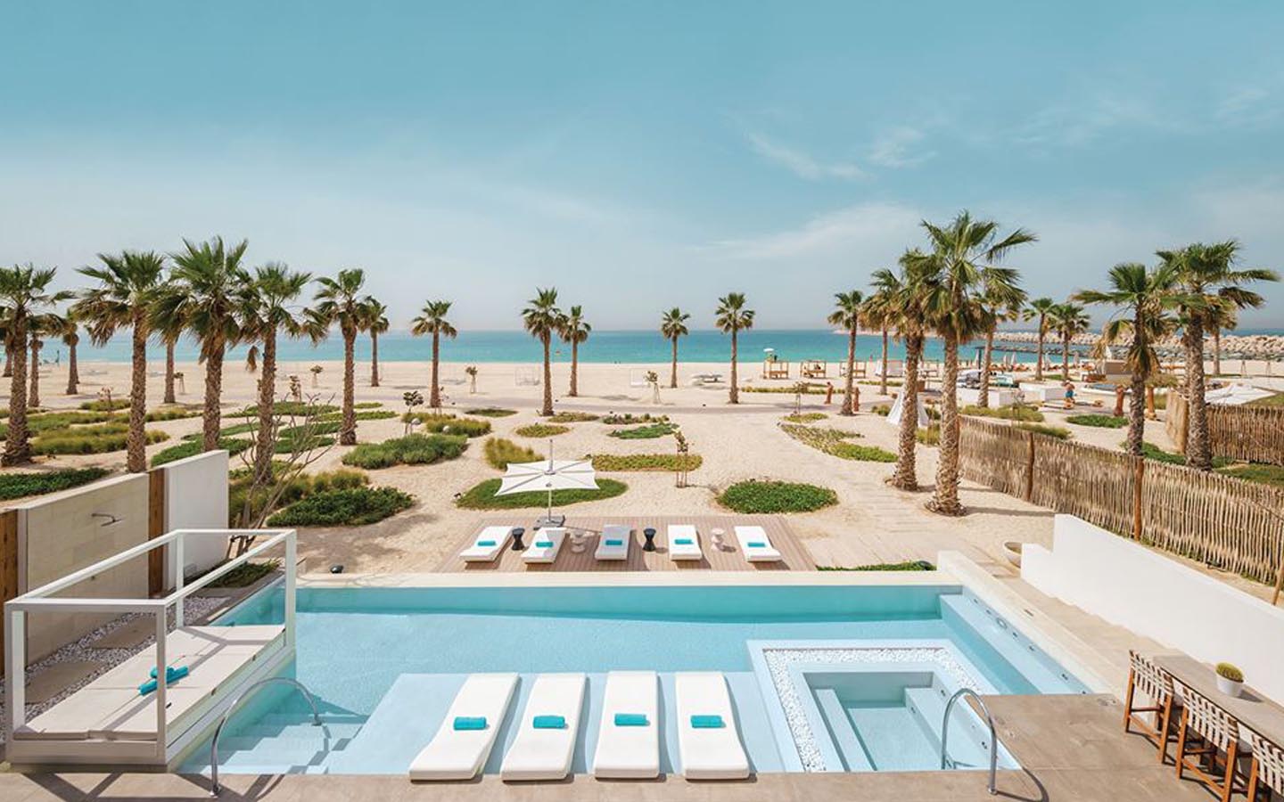 Daycation Deals in Dubai: Anantara, Fairmont The Palm & More - MyBayut