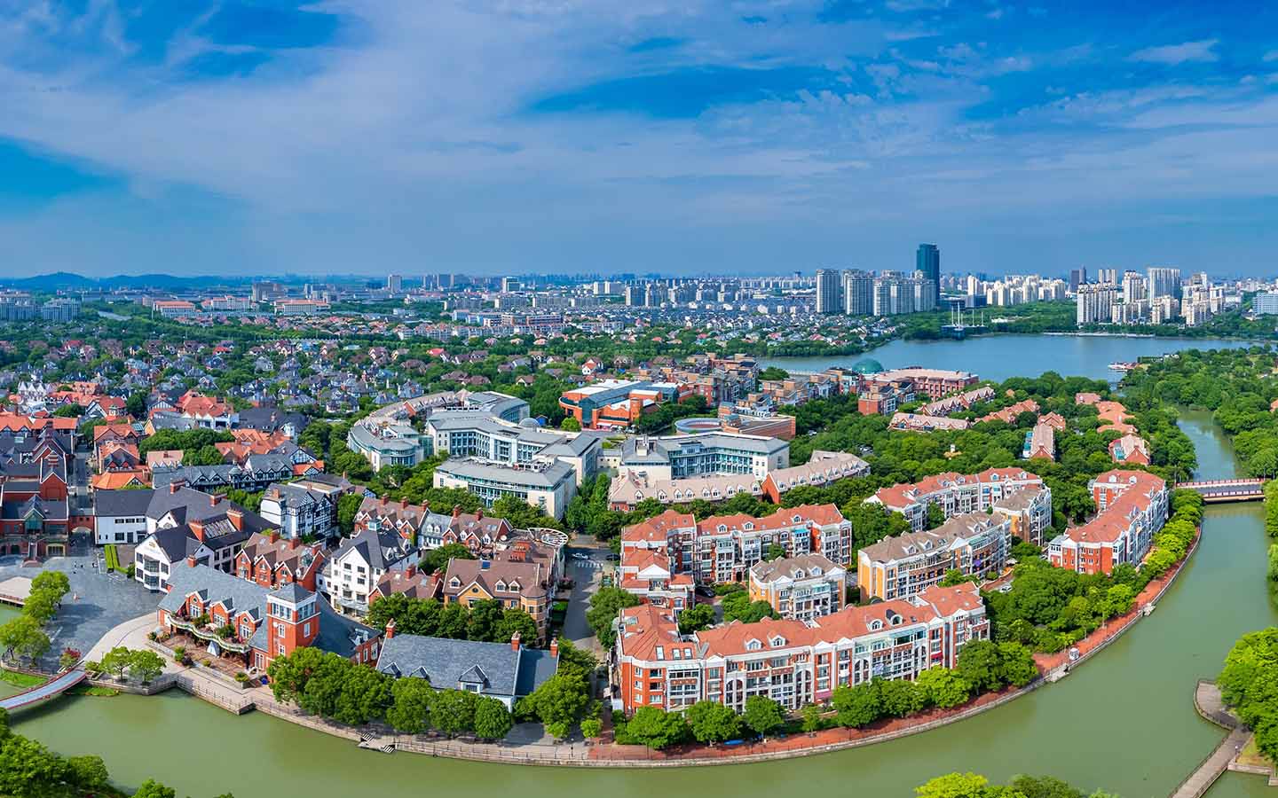 Shanghai vs Dubai: Which is the Best to Invest in Property - MyBayut