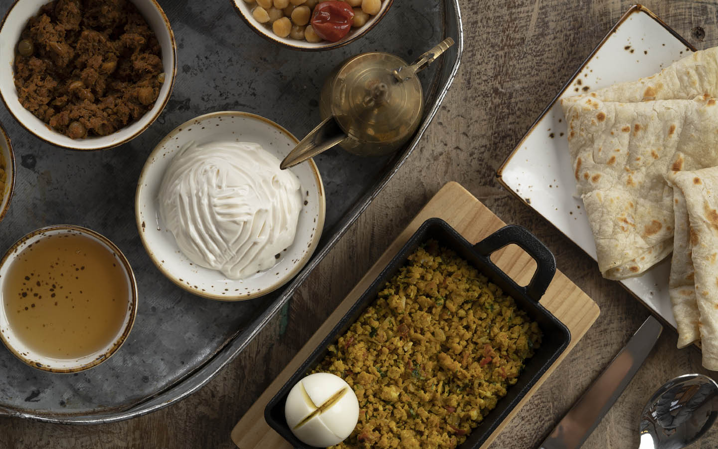 مطاعم امارتية ابوظبي: النكهة الإماراتية – ميلس – بيت يدوه – مطعم ومقهى ...