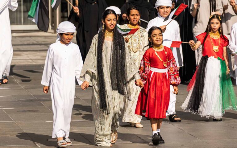 محلات ملابس تراثية اماراتية قديمة في دبي: بيت الكندورة | ماي بيوت