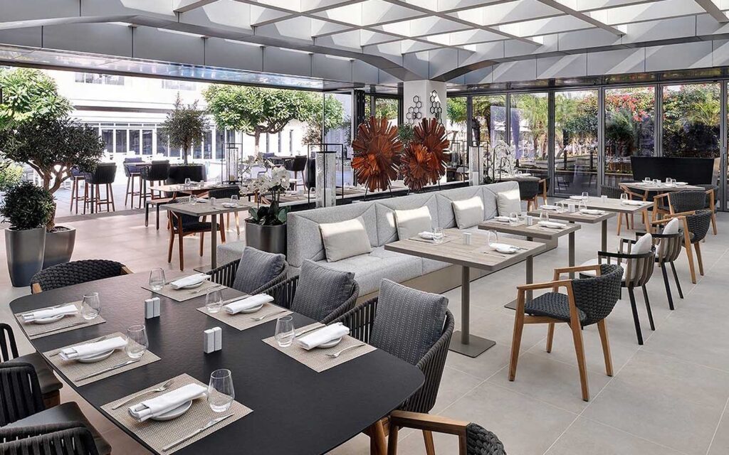 Address Dubai Mall Hotel Guide: Rooms, Facilties & More - MyBayut