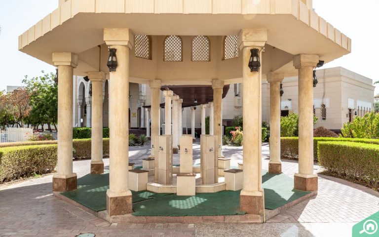 All About Jumeirah Mosque, Dubai: Location, Timings, Guided Tours - MyBayut