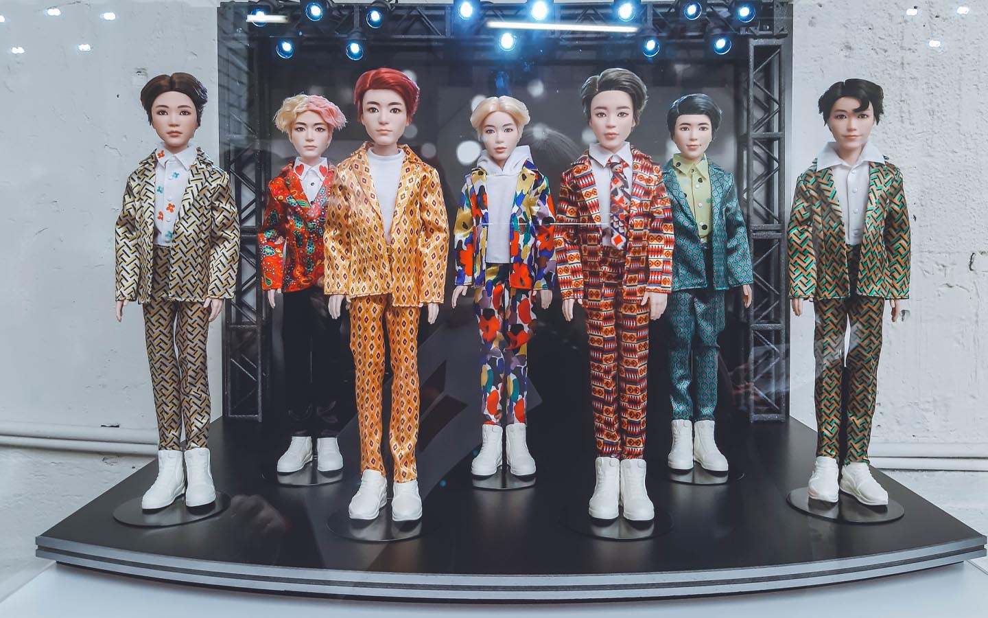 Buy Kpop Merchandise in Dubai: Noon, UBuy & More - MyBayut