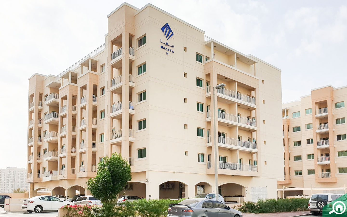 Living in Liwan, Dubai: Advantages, Disadvantages & More - MyBayut