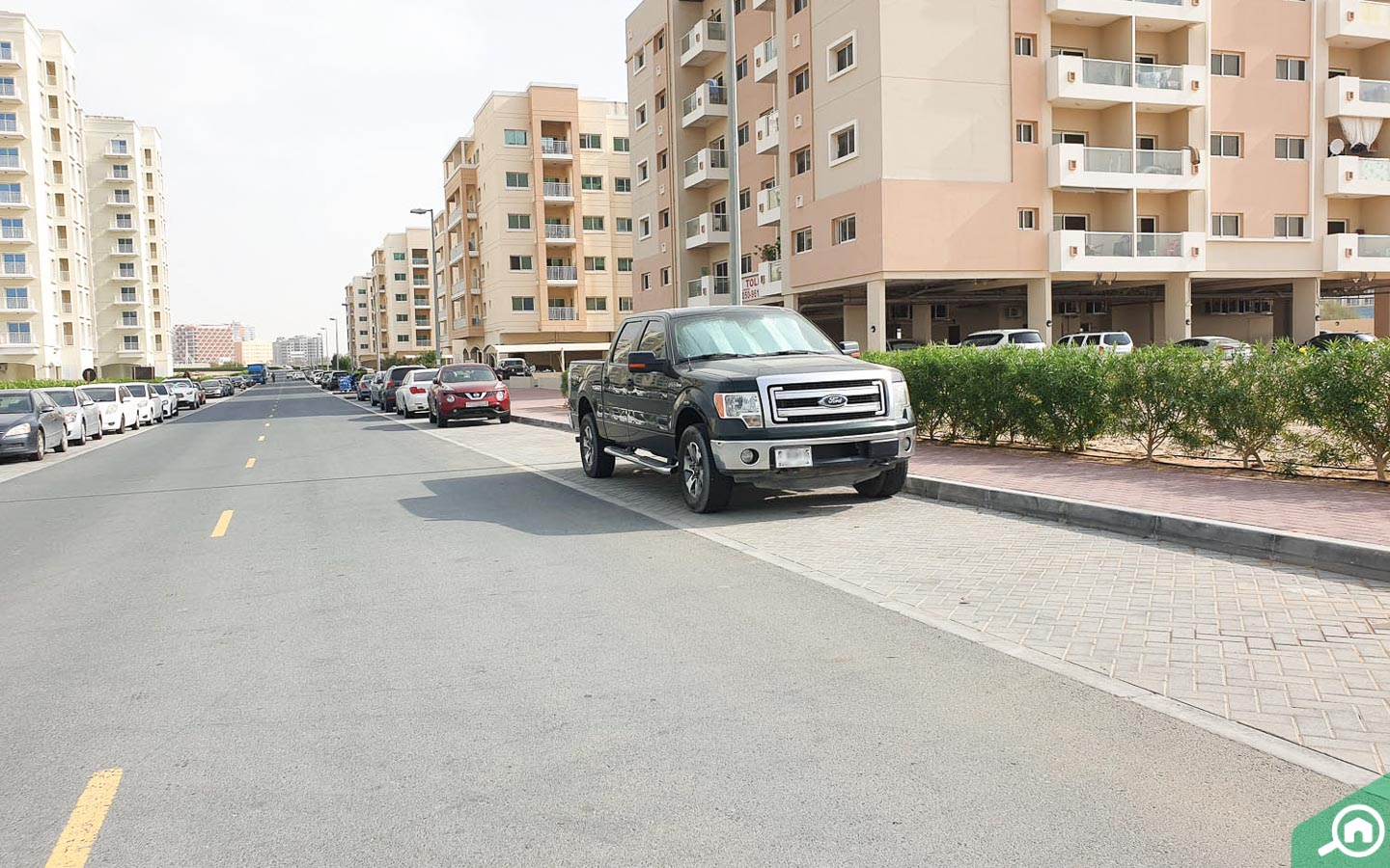 Living in Liwan, Dubai: Advantages, Disadvantages & More - MyBayut