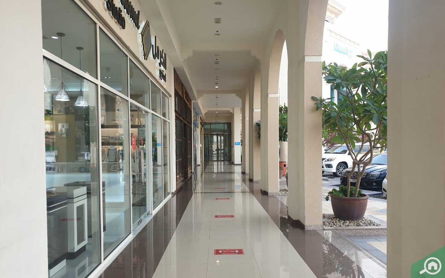 Guide to Al Seef Mall in Abu Dhabi: Restaurants, Shops & More - MyBayut
