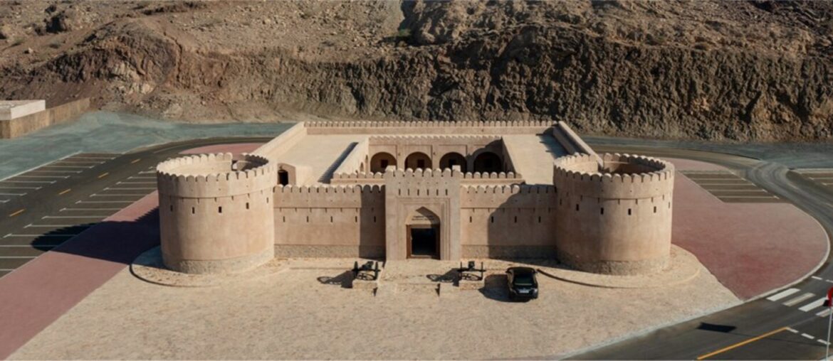 دليل متحف مصفوت في عجمان: المقتنيات، الموقع، التواصل، الأسئلة المكررة ...