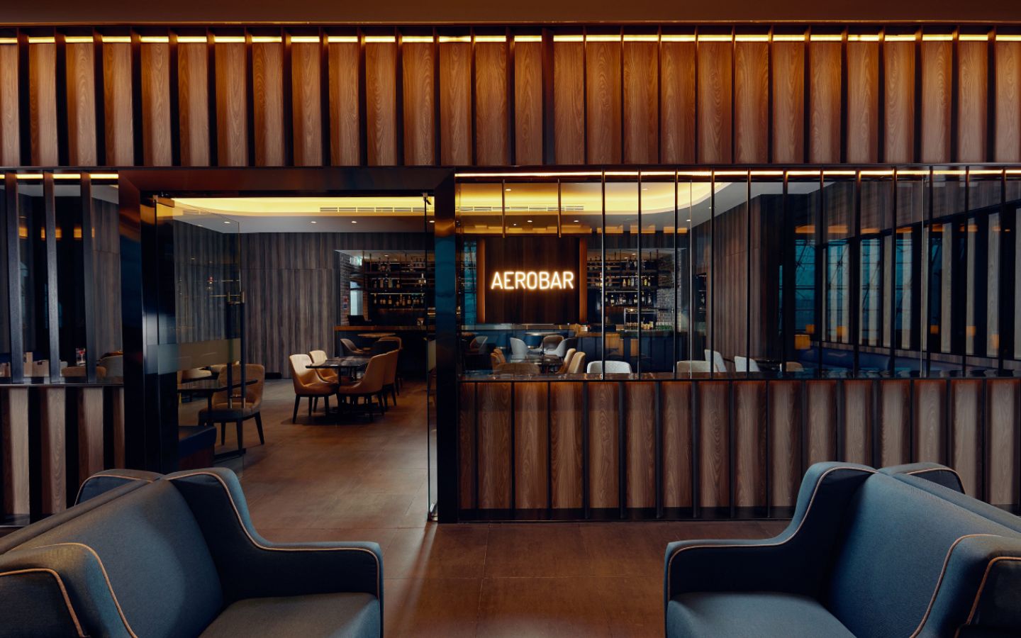 Dubai International Airport Lounges: Emirates, Marhaba & More - MyBayut
