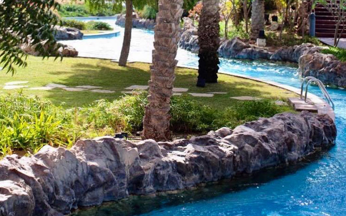 Pool pass deals in Abu Dhabi: Emirates Palace, Courtyard & More - MyBayut