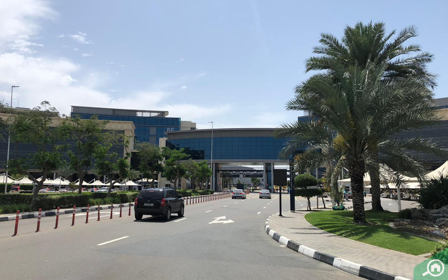 Best Residential Areas Near DAFZA Metro Station - MyBayut