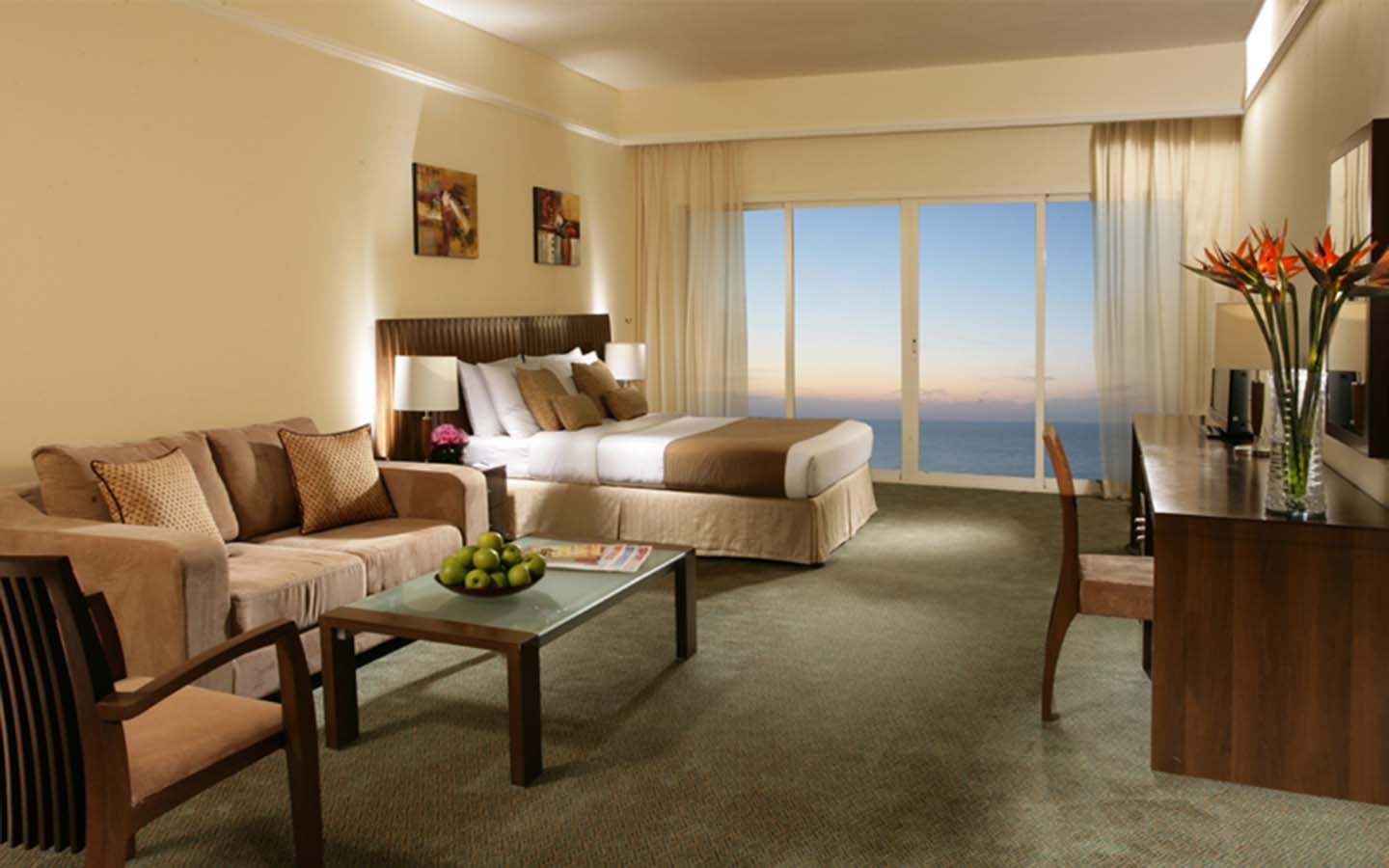 Eid Staycations in Ajman: Ajman hotel, Wyndham Garden, Ramada & more ...