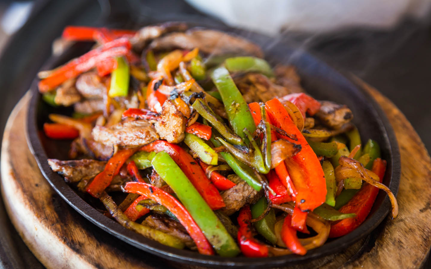 Complete Guide to the Al Hamra Mall Restaurants and Cafés - MyBayut