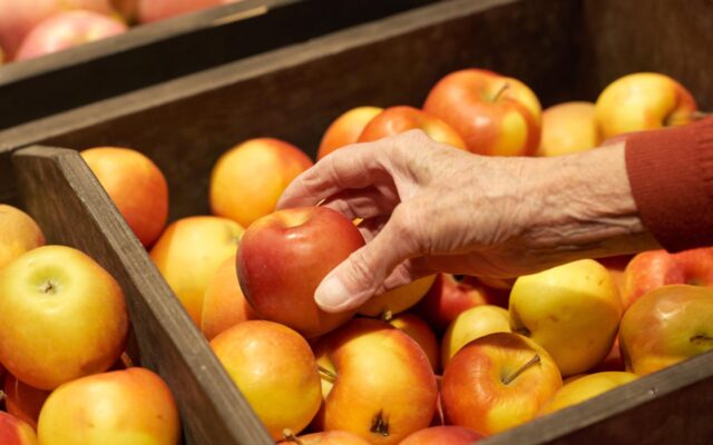 Palm Jumeirah Supermarkets: Spinneys, Choithrams & More - MyBayut