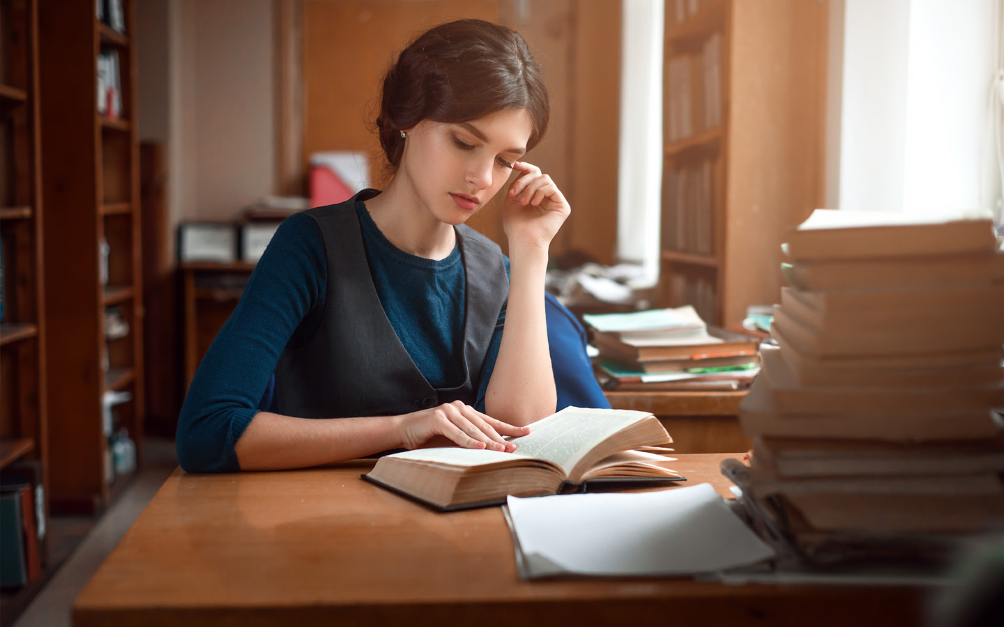 Public Libraries in Abu Dhabi: Khalifa Park, Al Marfa & More - MyBayut