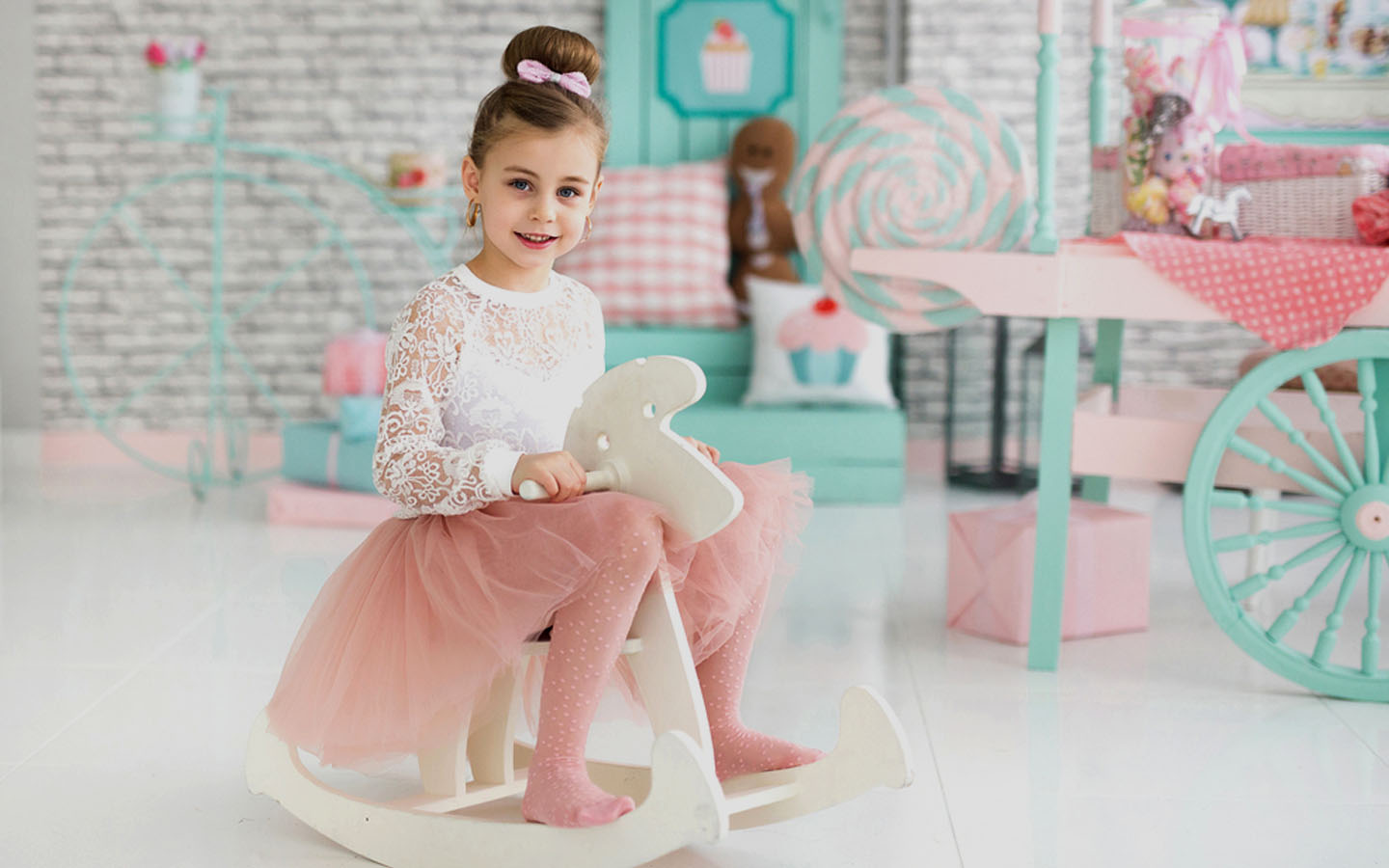 Top Toy Stores in Dubai: Hamley's, Toys R Us and more - MyBayut