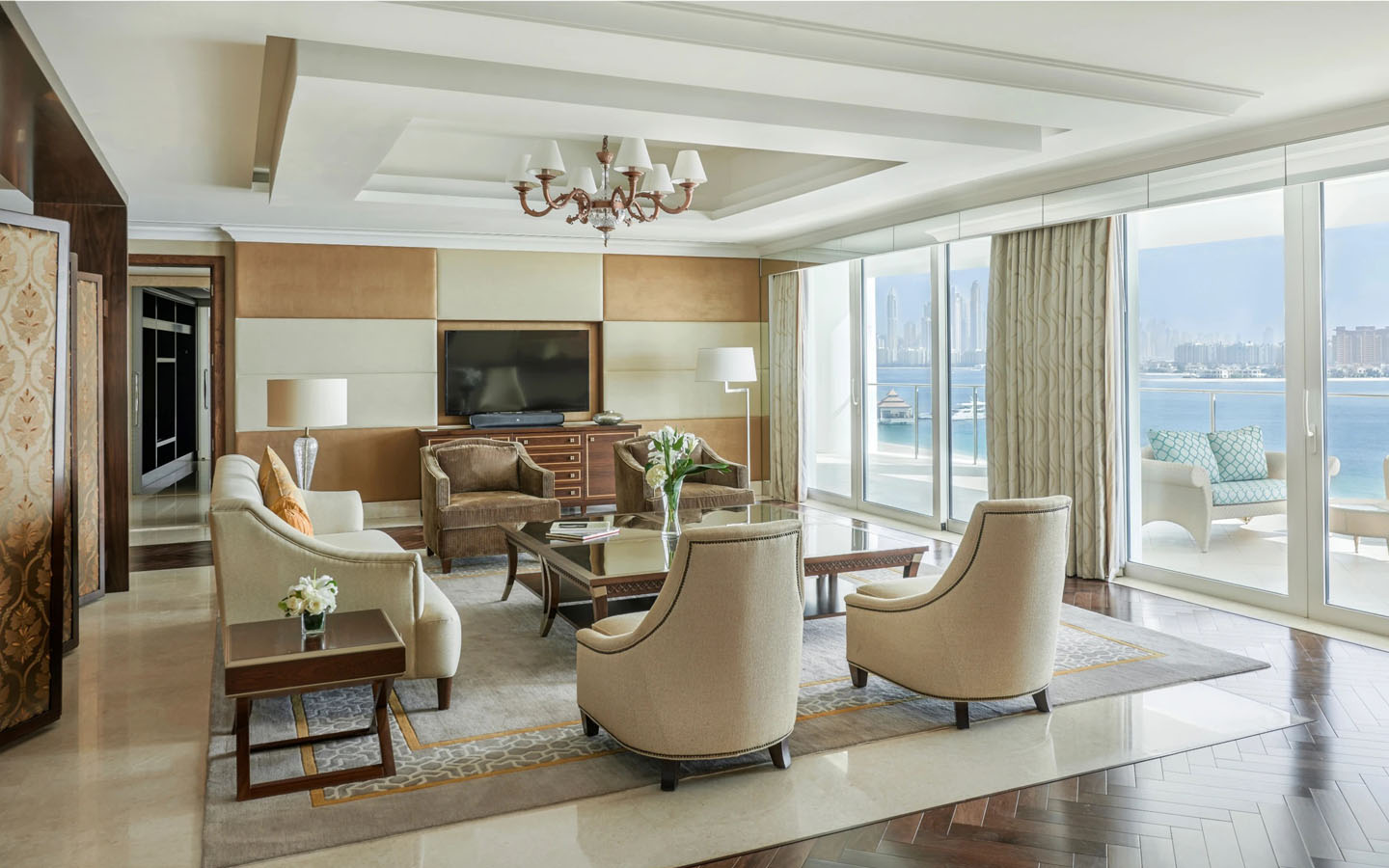 Waldorf Astoria Palm Jumeirah Hotel Guide: Facilities & More - MyBayut
