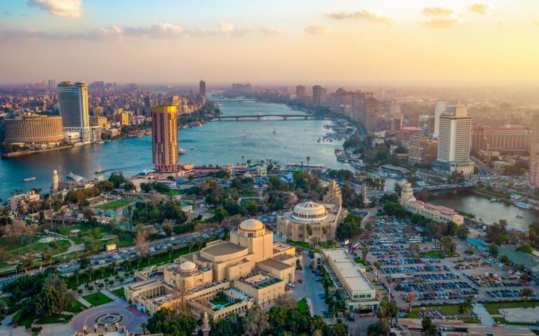 Travel From the UAE to Egypt: Flights, Visas & More - MyBayut