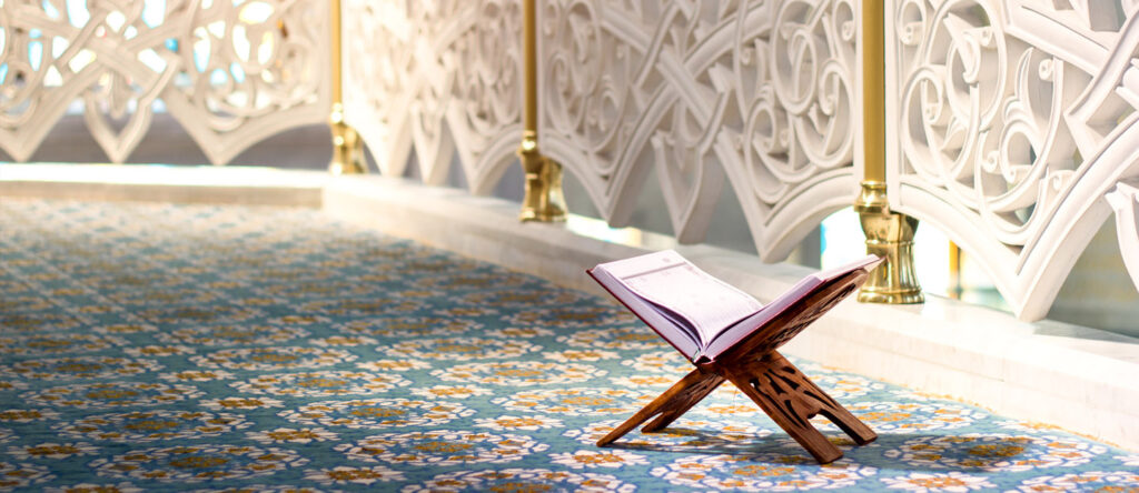 All About Gargash Mosque: Architecture, Location & More - MyBayut