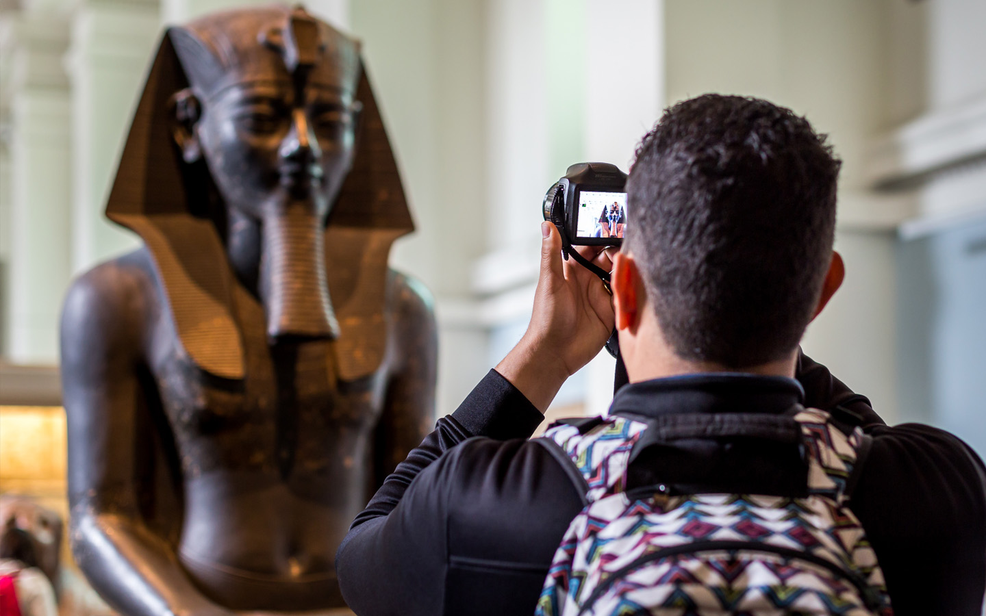 Virtual Museum Tours: Louvre, MASP, Vatican & More - MyBayut