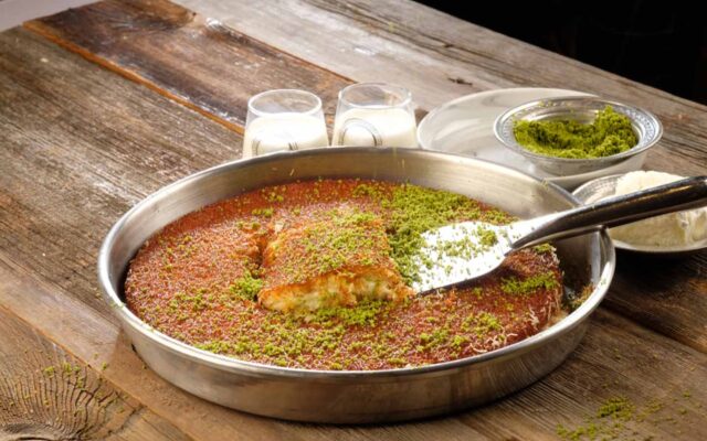 Popular Arabic Sweets & Desserts: Kunfa, Baklawa & More - MyBayut