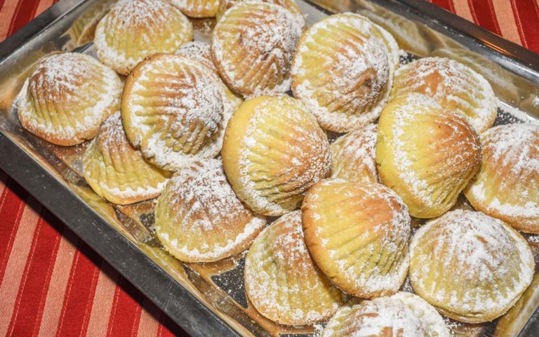 Shops to buy Arabic sweets in Dubai: Firas, Bosporus & More - MyBayut