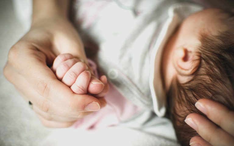 Maternity Leave In The UAE Public Private Sector MyBayut maternity-leave-in-the-uae-public-private-sector-mybayut