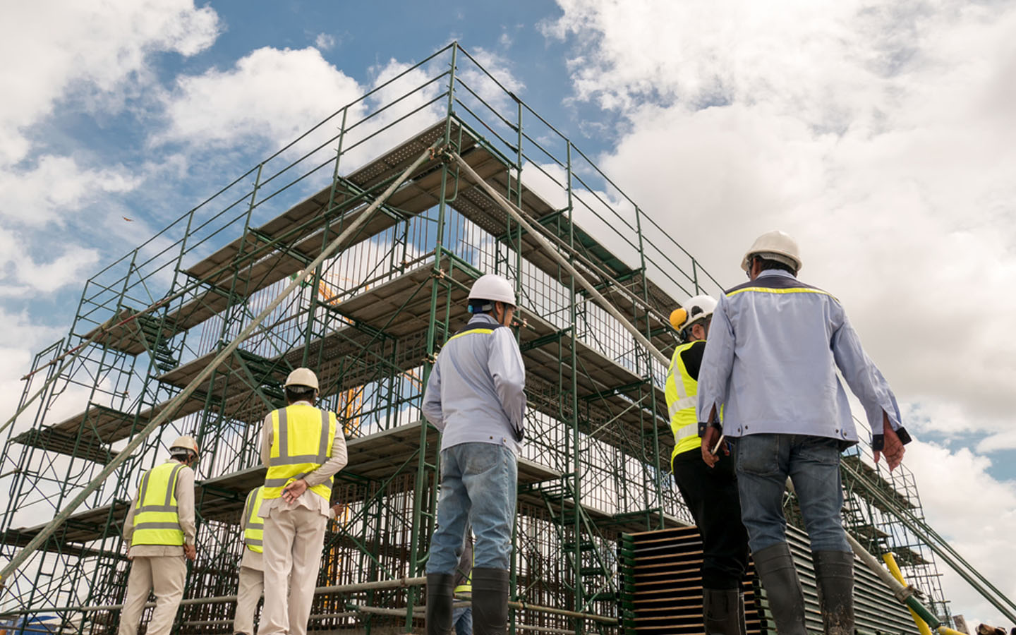 Top Scaffolding Companies in the UAE: Dubai, Abu Dhabi & More - MyBayut
