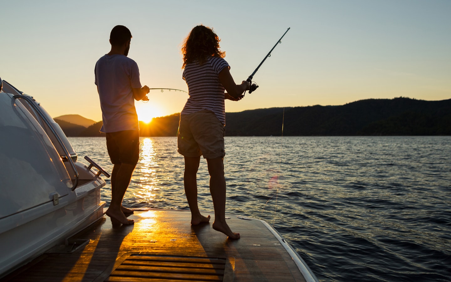 Best Yacht Cruises in Dubai Marina: Types, Companies & More - MyBayut