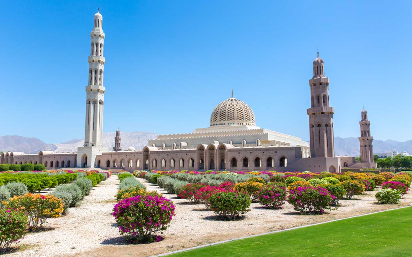 Guide to the Best Places to Visit in Oman from Dubai - MyBayut