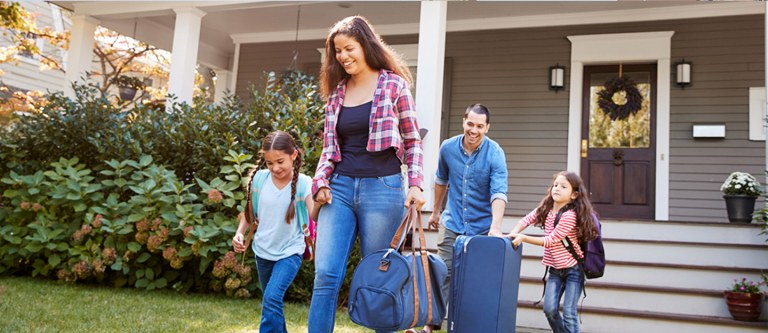 Things to do Before Going on Vacation: Holiday Checklist - MyBayut