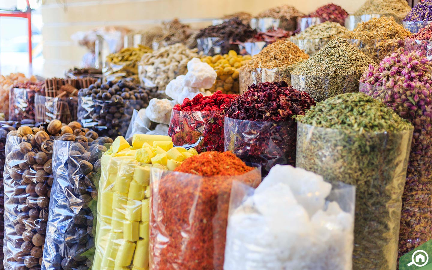 Best Souks in Dubai: Spice Souk, Textile Souk & More! - MyBayut