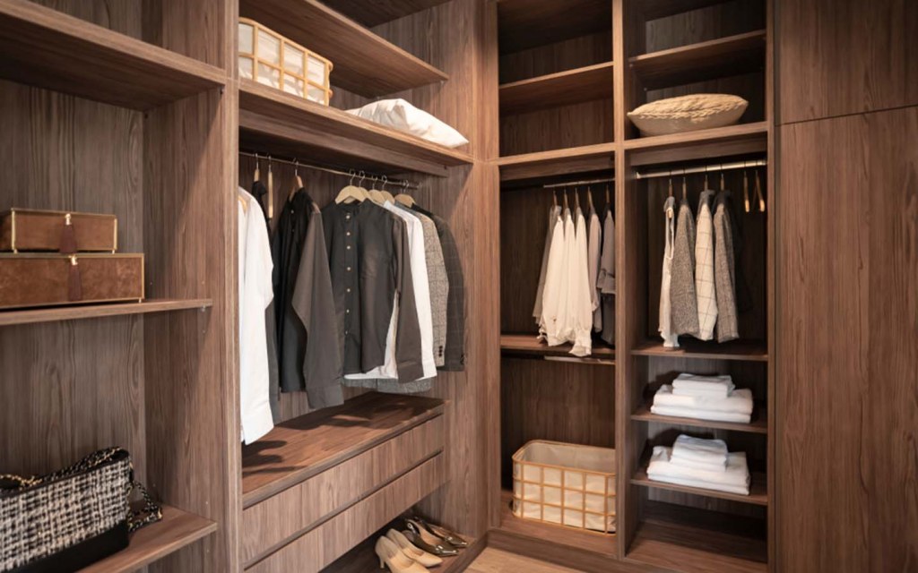 How to turn spare room into a walk-in closet - MyBayut