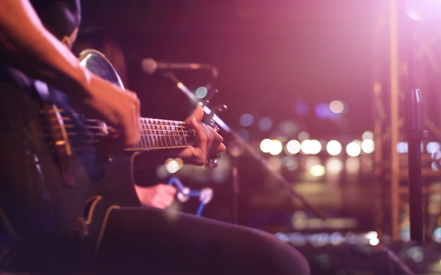 Top Bands and Singers in the UAE: NOON, Ahlam & More - MyBayut